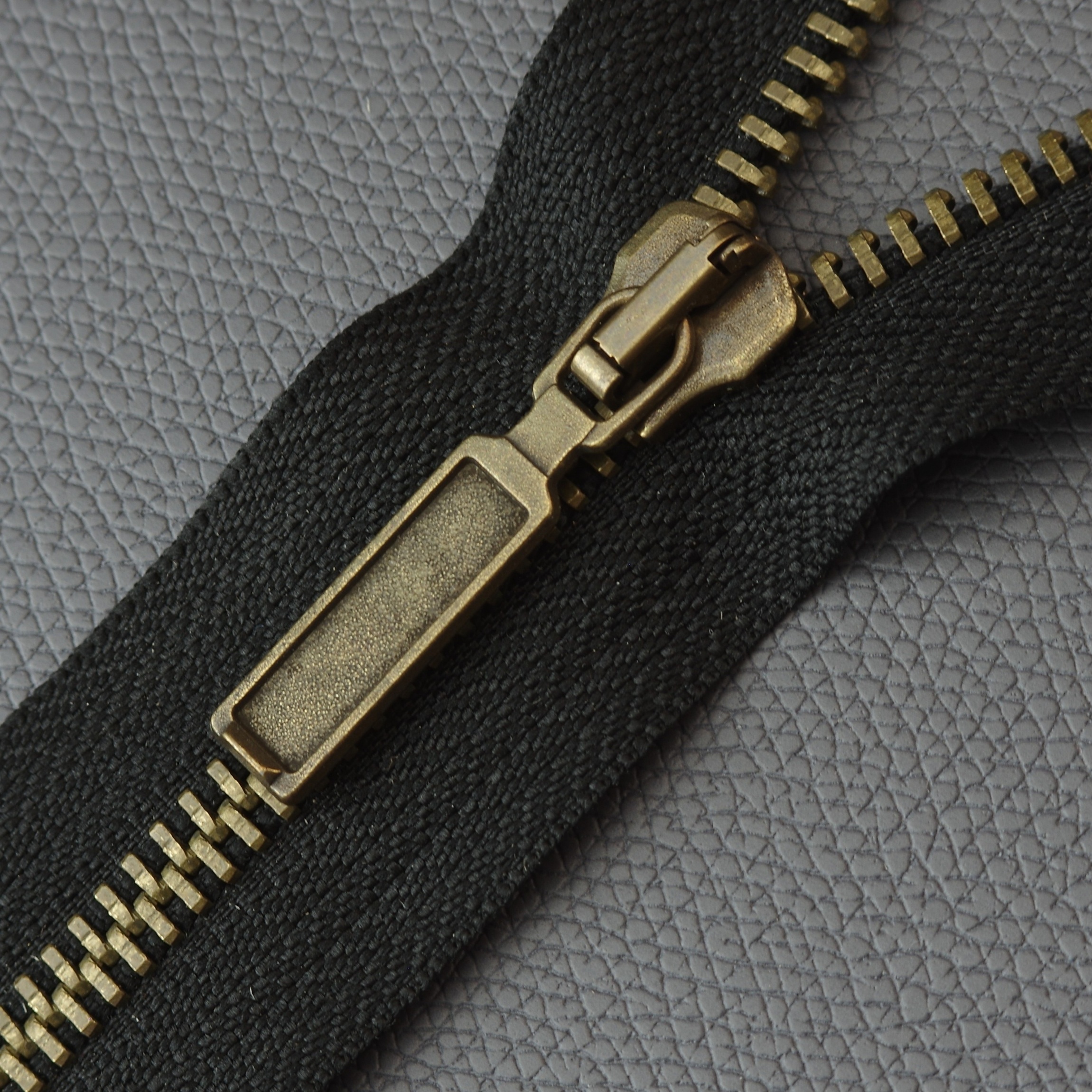 How to Fix Common Zipper Problems: Step-by-Step Guide | TAF